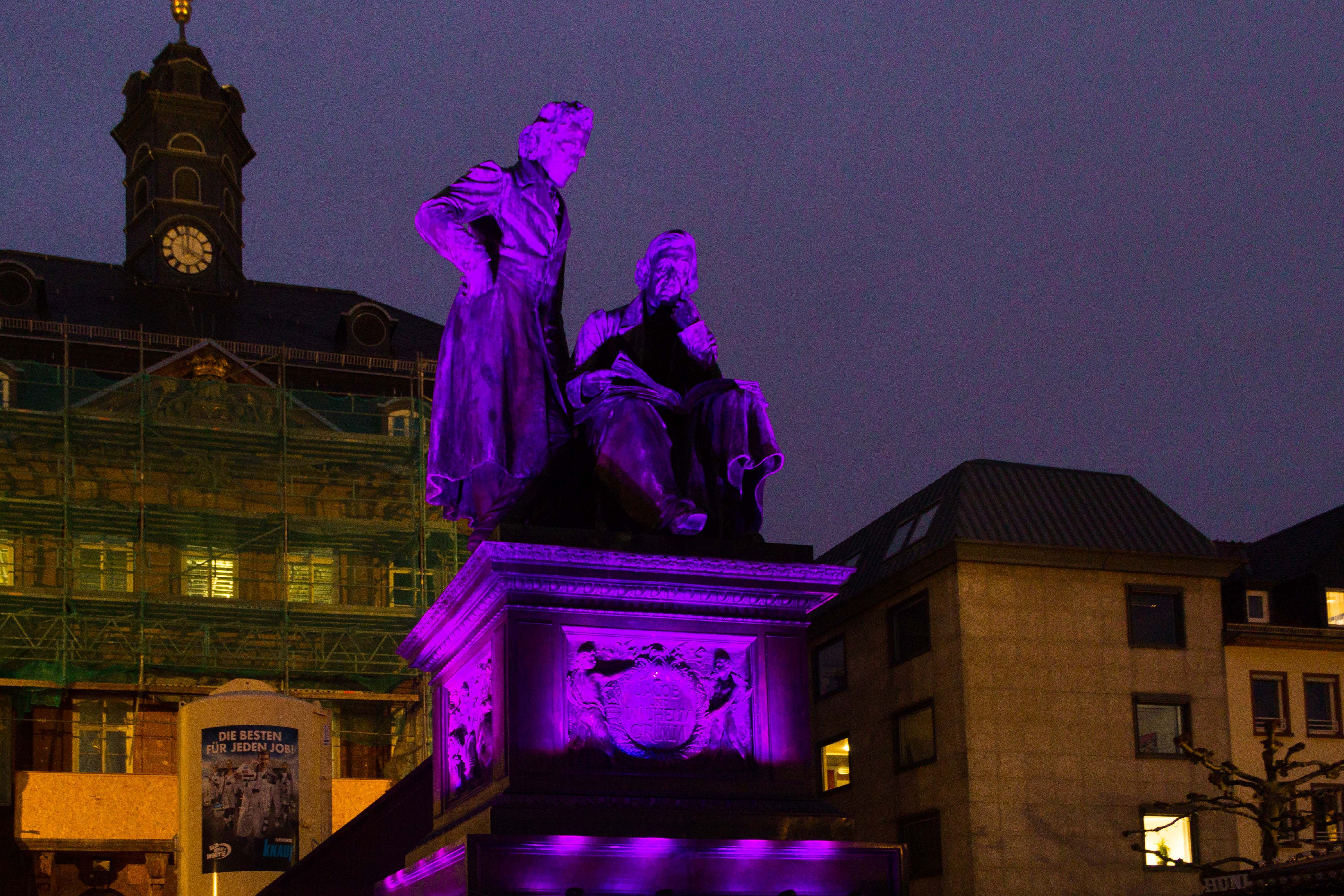Klinikum Hanau: Purple for Preemies: Klinikum Hanau und Förderverein ...